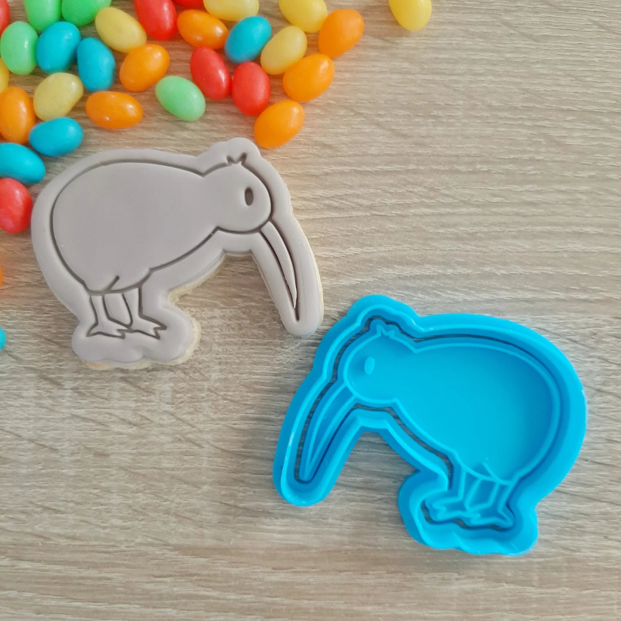 Kiwi Cookie Cutter & Embosser – Cake & Kitchen